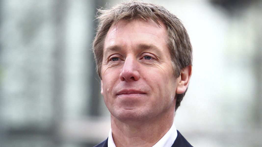 Visa Cash App RB強化車隊陣容 聘請多位人才擔任高層 - LightsOut