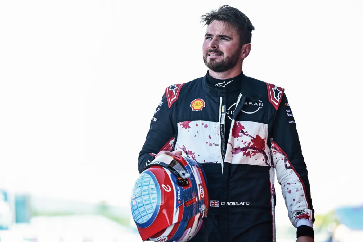 圈數計算器故障導致Oliver Rowland最後一圈沒電 - LightsOut