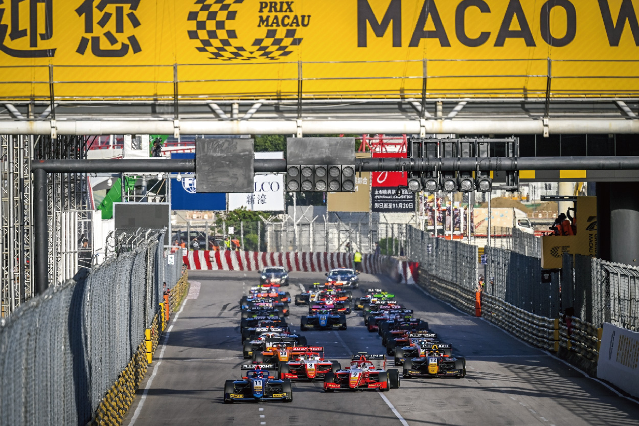 賽車雜誌 - LightsOut