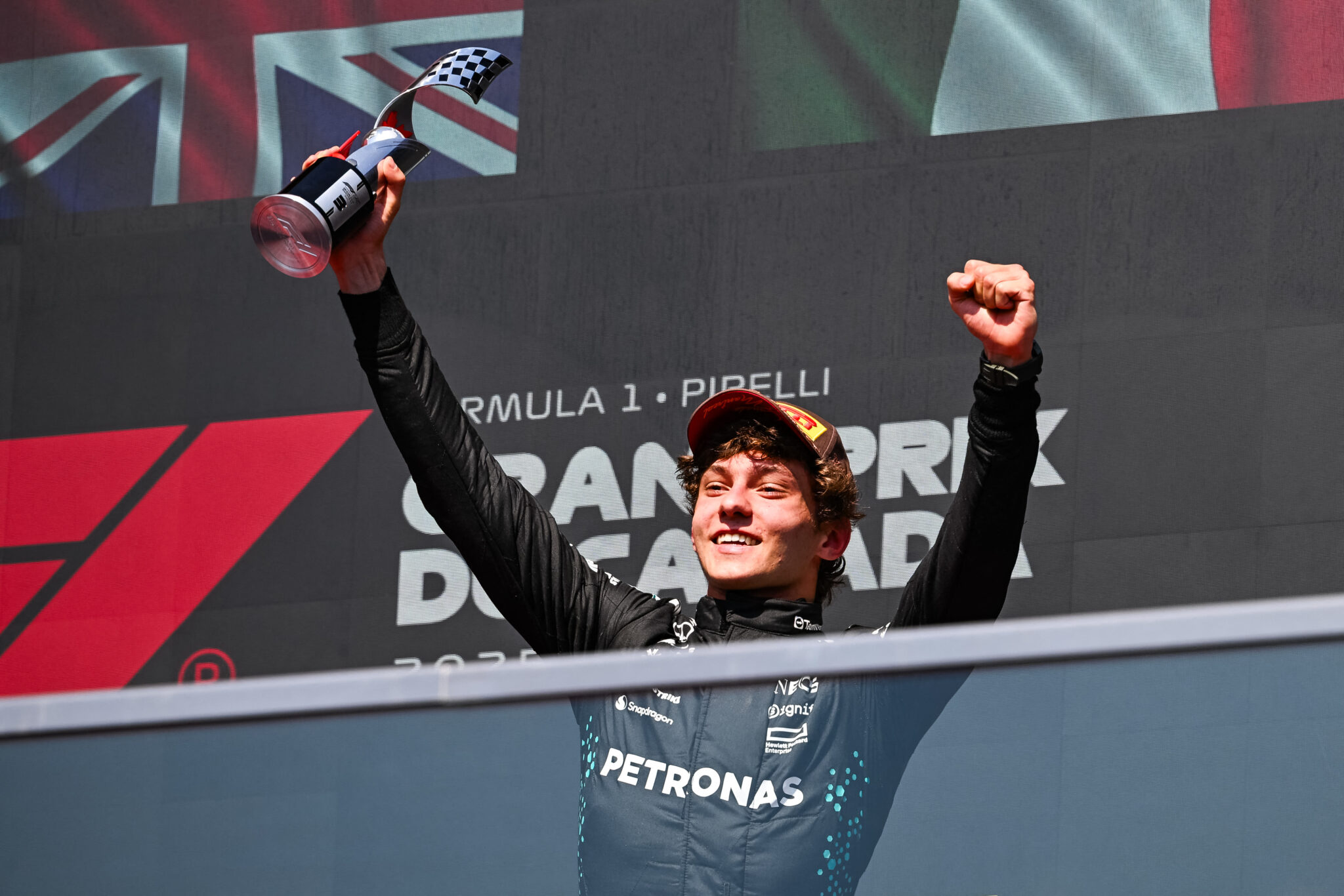 Kimi Antonelli成F1史上第3年輕登上頒獎台車手 - LightsOut